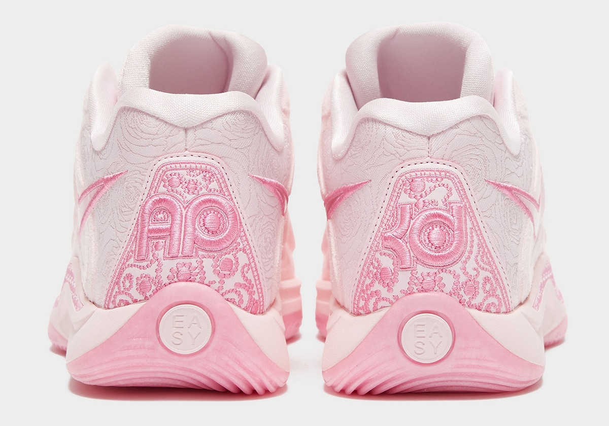 First Look At The Nike KD 17 "Aunt Pearl" - HQZ