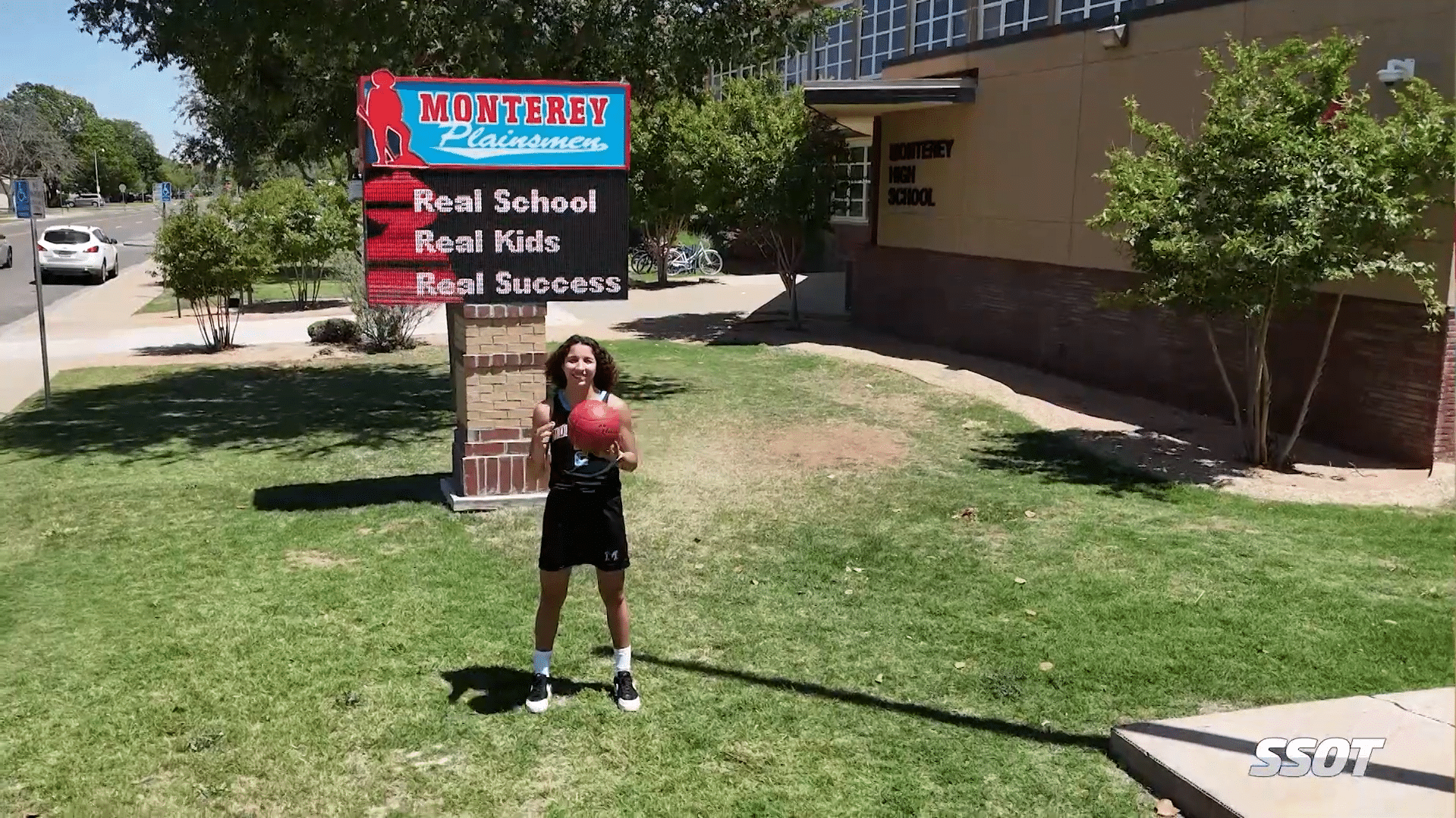 Aaliyah Chavez Setss Records in Historic Basketball Season